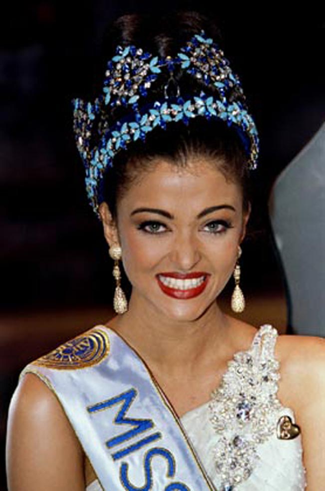 Aishwarya Rai Bachchan completes 20 glorious years as Miss world ... Aishwarya Rai Bachchan completes 20 glorious years as Miss world ...