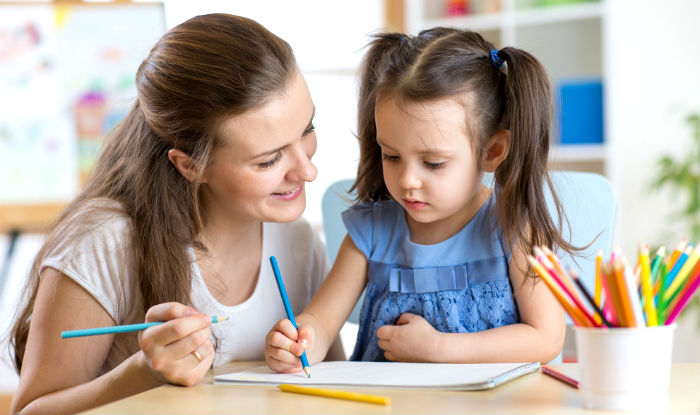 Video of a Woman Assaulting her Child While Teaching Goes Viral: Top 5 ... Video of a Woman Assaulting her Child While Teaching Goes Viral: Top 5 ...