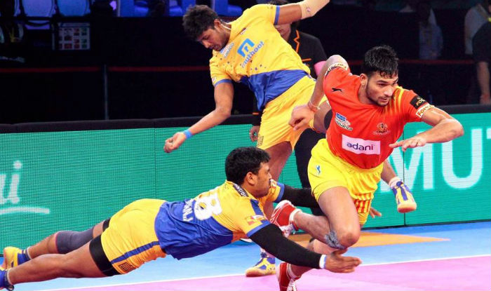 Gujarat Fortunegiants vs Tamil Thalaivas PKL 5: Chennai Beat Gujarat 35 ... Gujarat Fortunegiants vs Tamil Thalaivas PKL 5: Chennai Beat Gujarat 35 ...