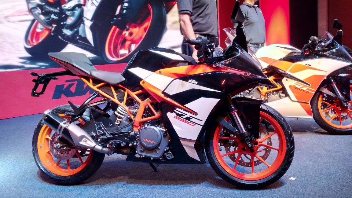 2017 KTM RC 390 launched in India at INR 2.25 lakh | Find New ...