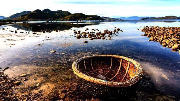 21 thrilling coracle rides in Karnataka | India.com