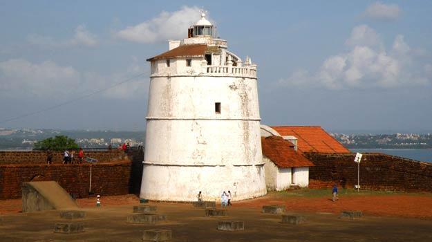 Trace the Indian Coastline with these 9 lighthouses and an awesome view ...