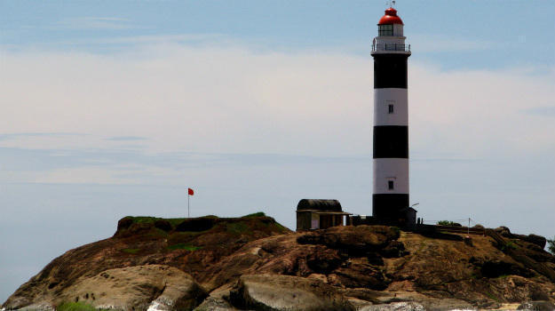 Trace the Indian Coastline with these 9 lighthouses and an awesome view ...