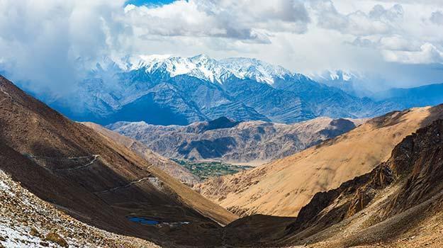 Captivating pictures of Chang La Pass in Ladakh | India.com