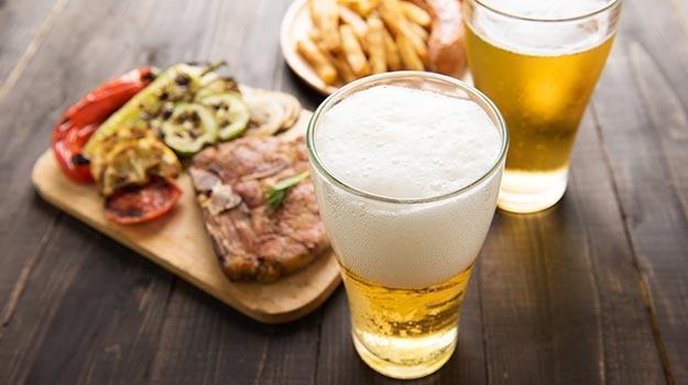 6 Places In Bangalore to chug a pint beer under 130 bucks! | India.com