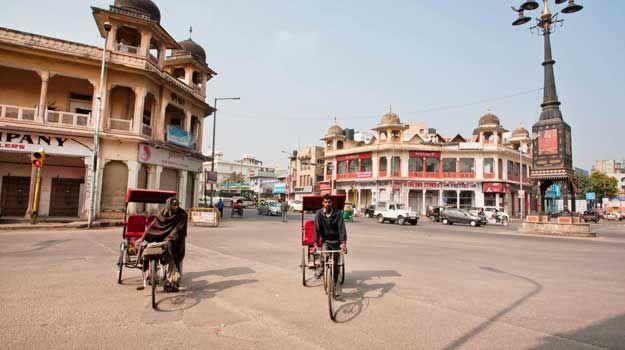 Where to experience the thrill of cycle rickshaw rides in India | India.com