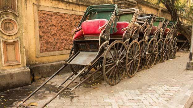Where to experience the thrill of cycle rickshaw rides in India | India.com