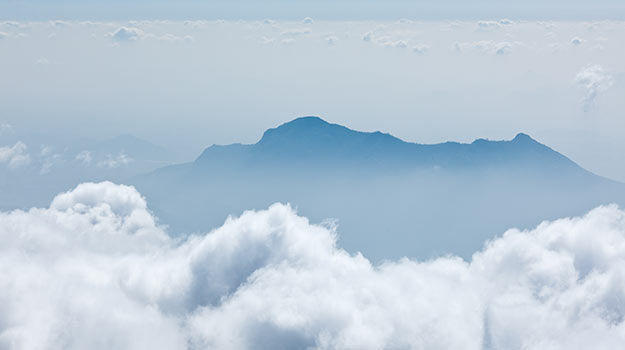 These 9 places in India will let you fulfill your dream of touching clouds! | India.com