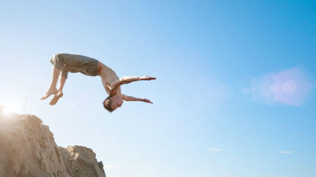 This Badass Video Of Cliff Jumping Is Too Much To Handle! | India.com