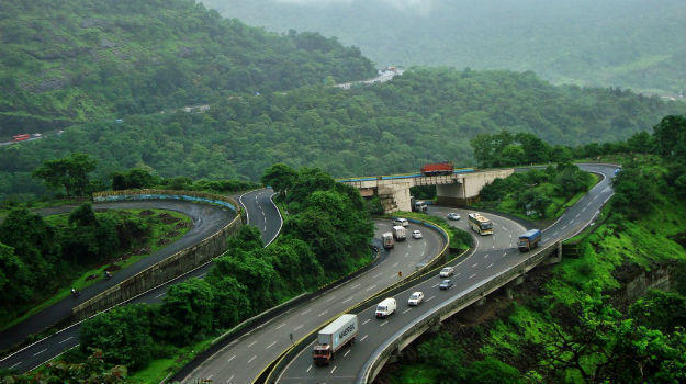 5 Of The Most Amazing Indian Roads To Drive On | India.com