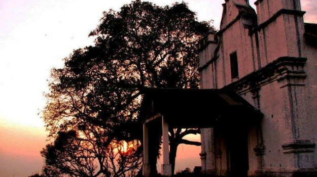 7 haunted places in Goa that will scare the living daylights out of you ...
