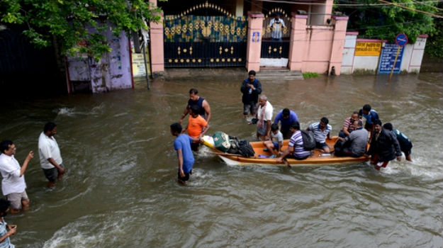 Chennai floods: Ola Cabs offers boats in waterlogged areas | India.com