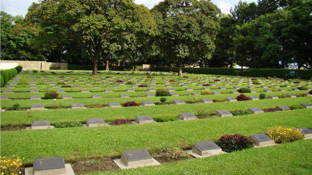 8 most impressive World War cemeteries in India | India.com