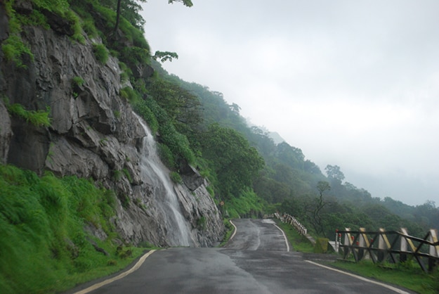 Top 10 dangerous roads in India | India.com