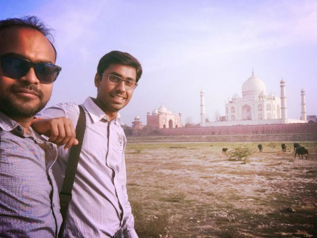 35,000 photos of the Taj Mahal over 200 days created this magical time ...