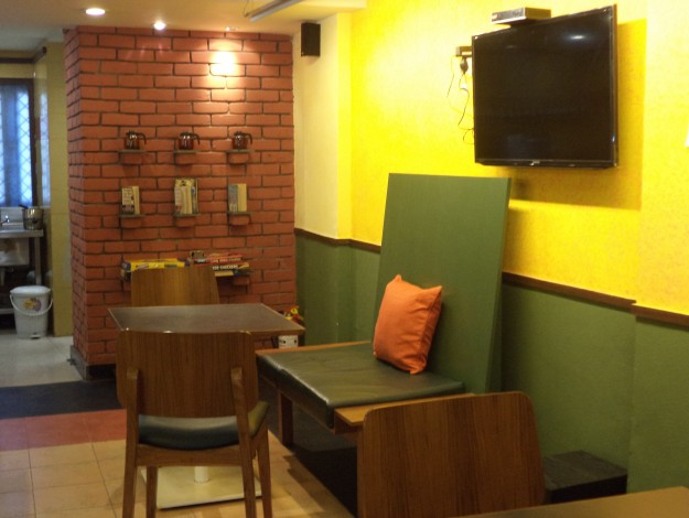 Best tea cafes in Delhi for every tea lover | India.com