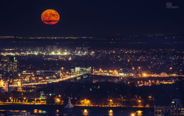 Supermoon picture captured by President Obama’s photographer is simply ...