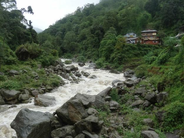 5 Reasons to Visit Sandakphu in May 2018 | India.com