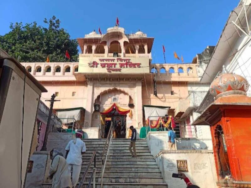 Brahma Temple To Varaha Temple: 5 Best Places To Visit In Pushkar