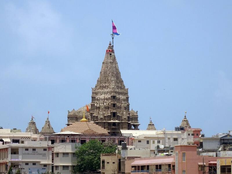 Dwarkadhish Temple To Nageshwar Jyotirlinga: 5 Best Places To Visit In ...