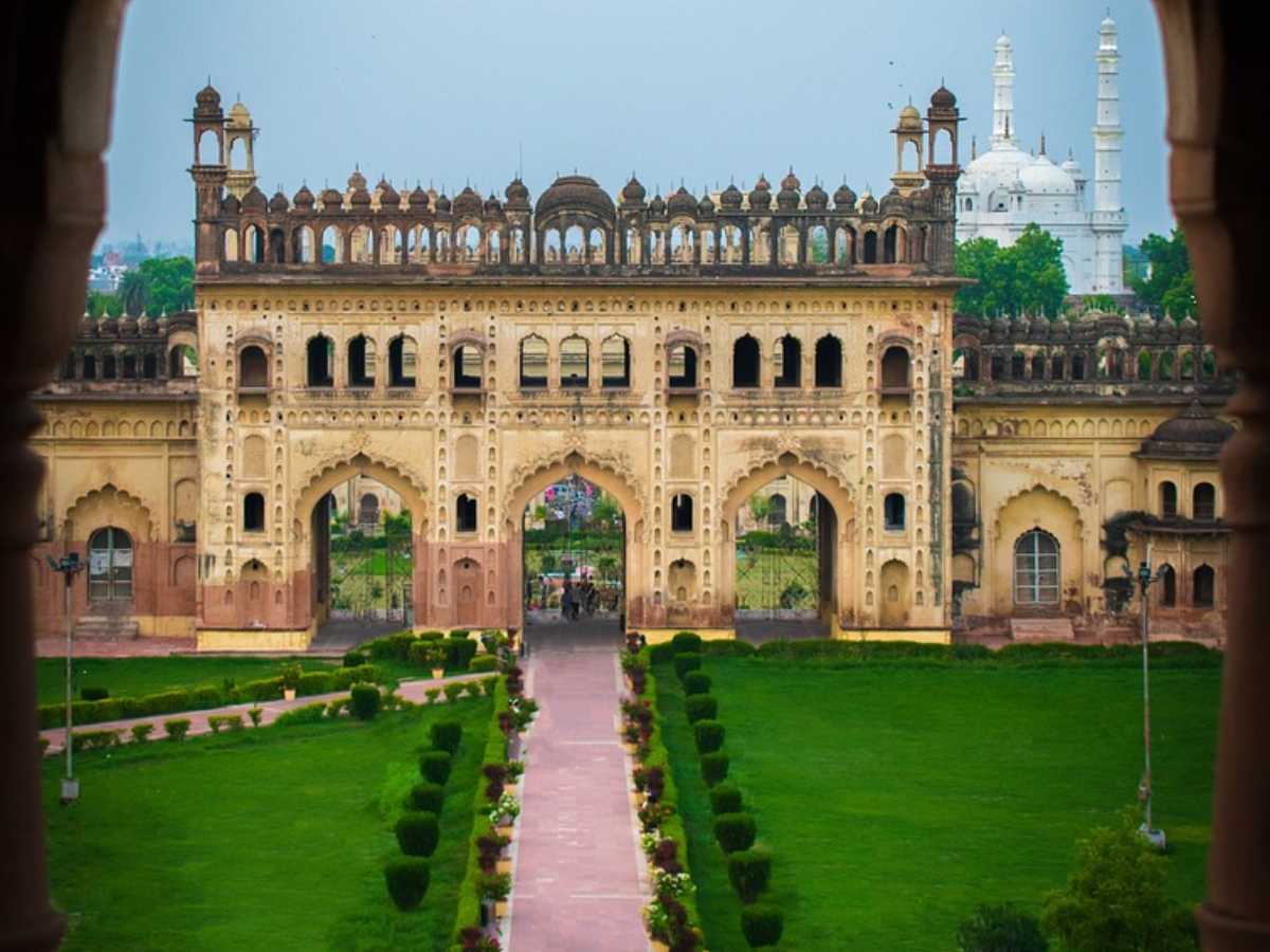 Explore Lucknow Like a Local: 5 Budget Friendly Secrets Revealed