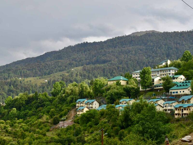 Valley Of Flowers To Tungnath Temple: 7 Places To Visit During Monsoon Season In Chamoli