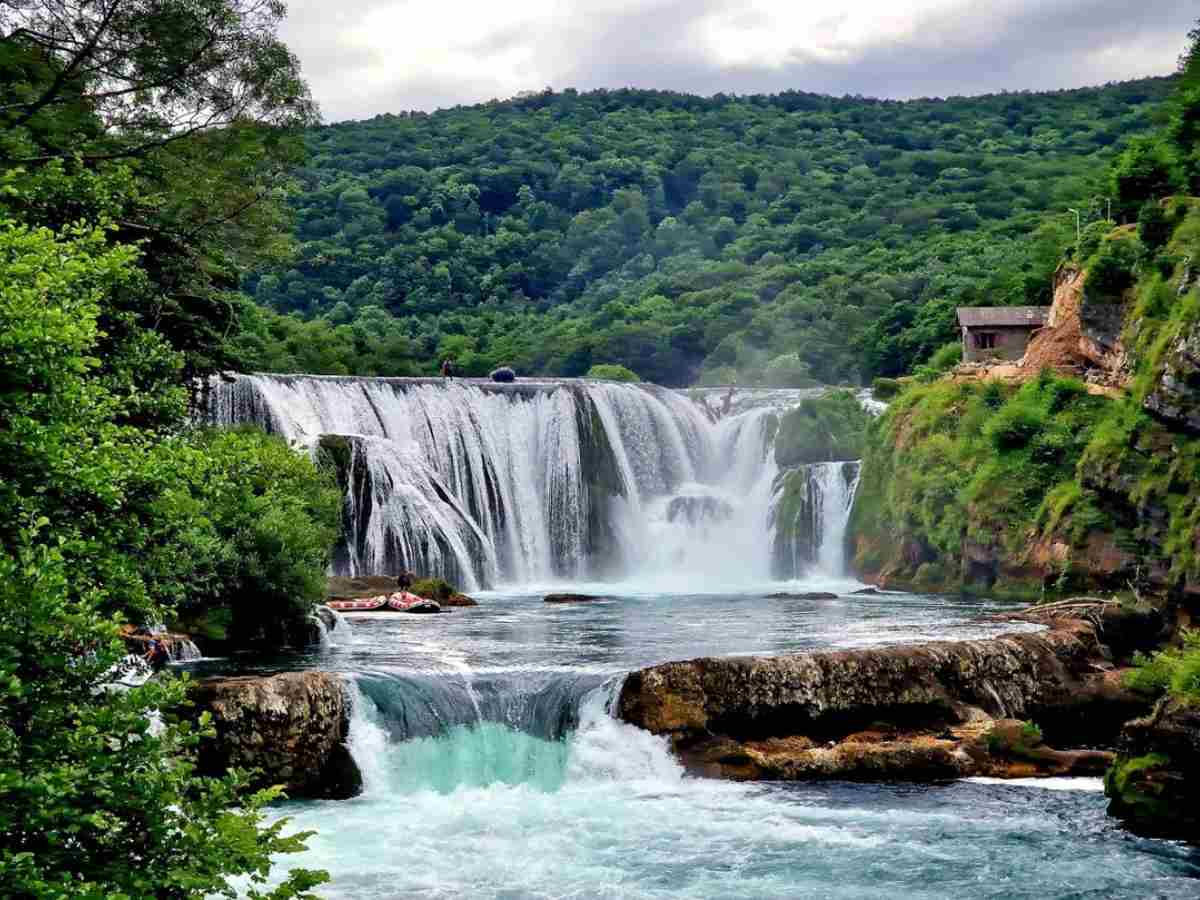 Check Out These 5 Spectacular Destinations Near Una