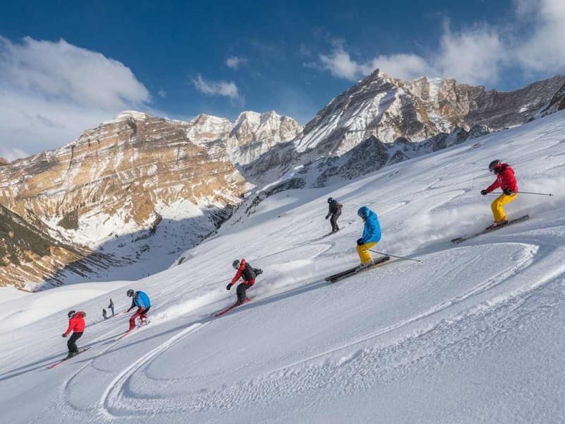 Auli, Uttarakhand: Your Next Adventure Awaits In The Garhwal Himalayas!