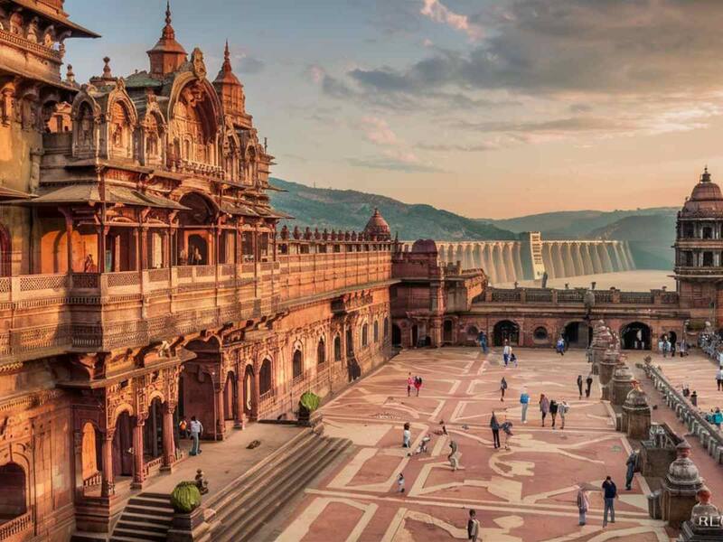7 Charming Towns Near Lavasa, Maharashtra Waiting To Be Explored