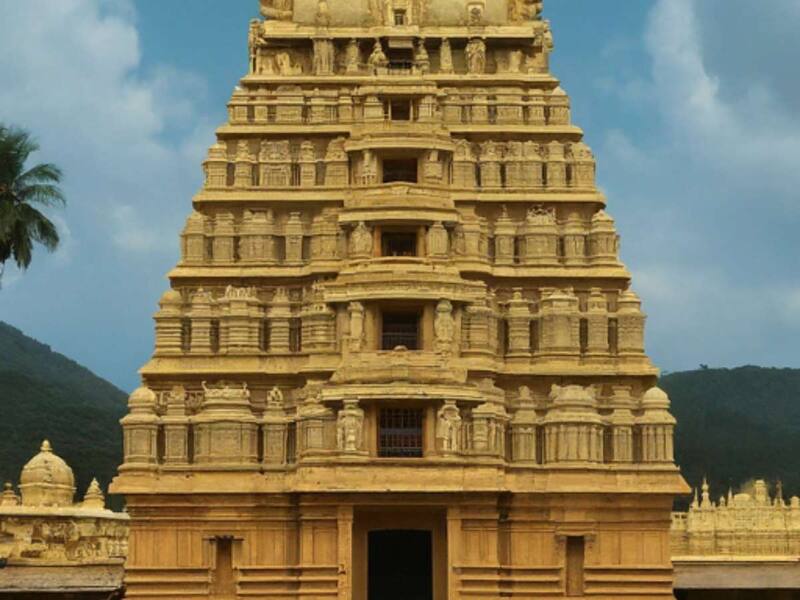 Experience The Beautiful Honeymoon With Your Loved One In The Heart Of ...