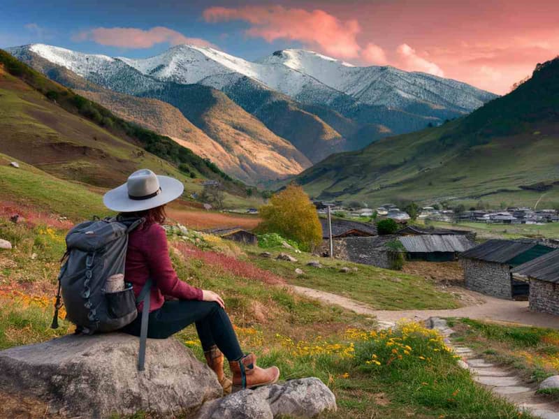 Traveling Solo: Here Are Guide To Safe And Fun Adventures In Dharamkot ...