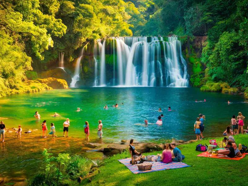 Discover The 10 Must-Visit Spots In Mussoorie With Your Best Friends