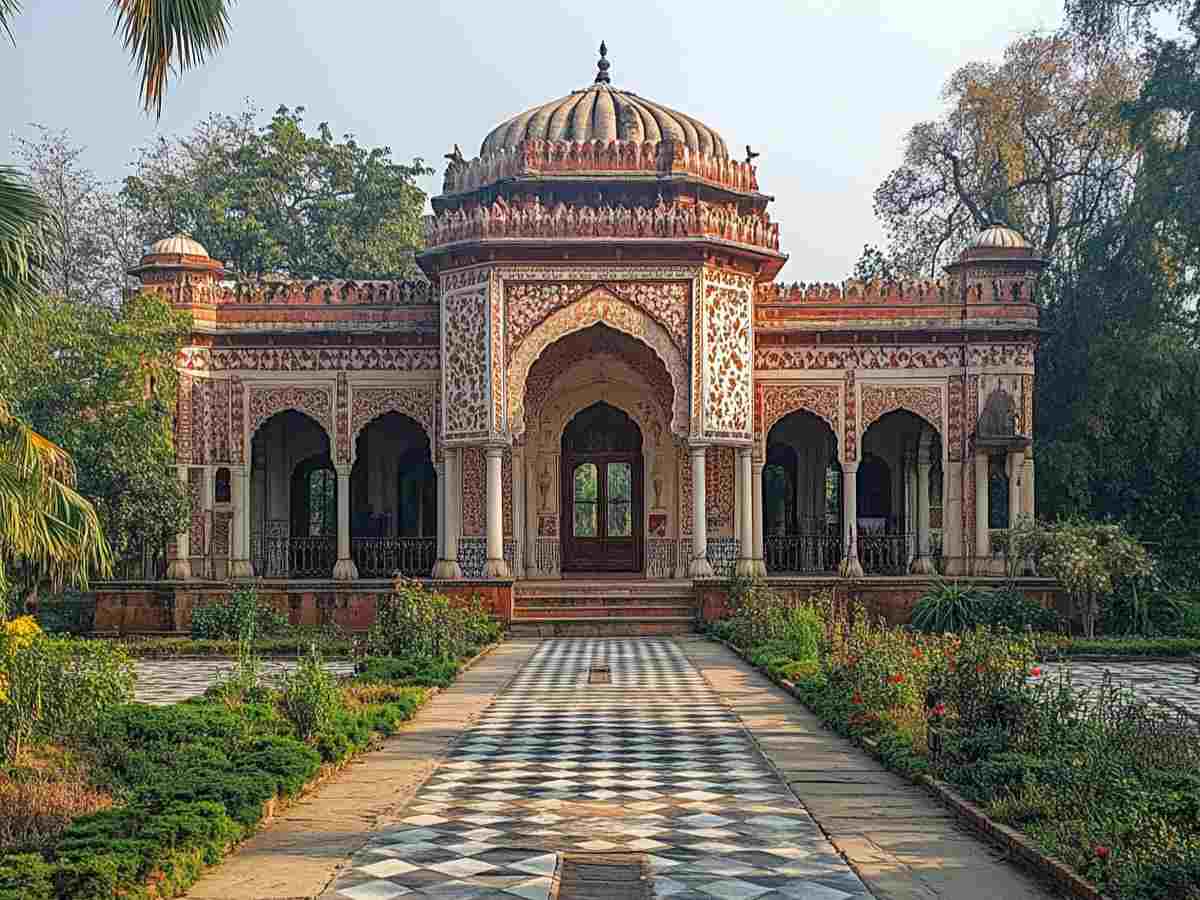 नवाबी ठाट और अदब का शहर, जहां हर गली सुनाती है एक कहानी