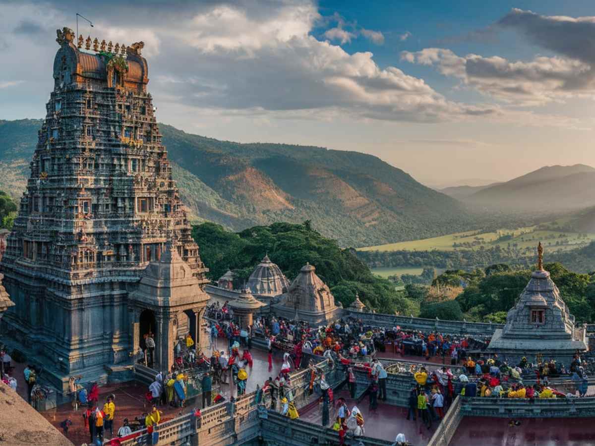 Plan A Perfect Family Trip To Yelagiri With These 8 Stunning Locations