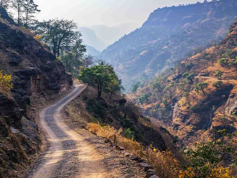 Your Ultimate Guide To Underrated Road Trips From Pachmarhi Of Madhya ...