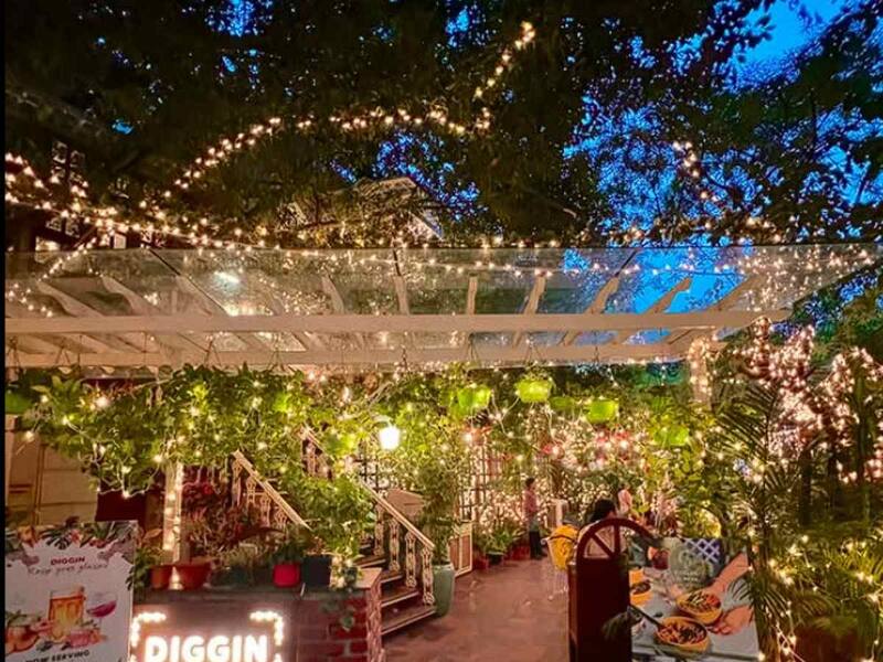 Chanakyapuri To Connaught Plane: 6 Best Rooftop Cafes With Scenic Views ...