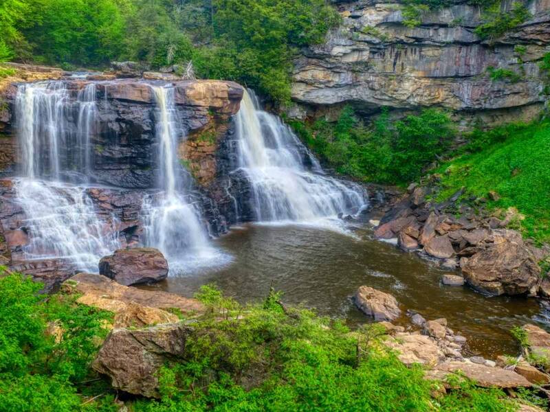 Top 7 Stunning Waterfalls Near Chennai For Your Next Adventure