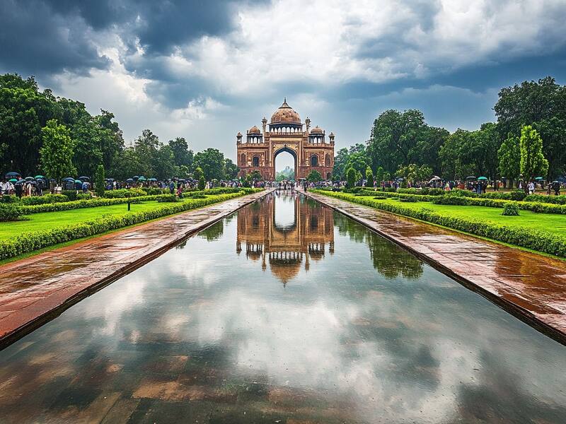Top 7 Photography Spots In Delhi That Look Stunning In Monsoon