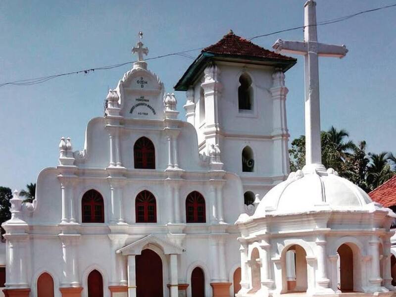 Top 7 Secret Clifftop Views For Stargazing Await You Near Kochi