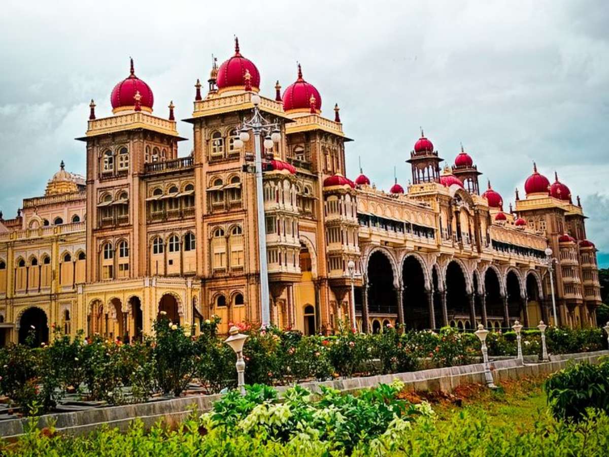 Step Into History: A Walk Through Mysores Storytelling Walls