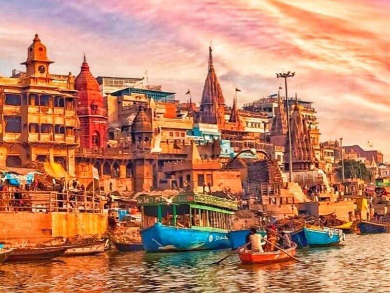 Step Into History: Varanasis Walls Share Their Untold Stories