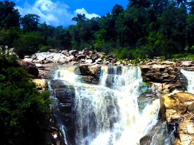 6 Ranchi Waterfalls Straight Out Of A Bollywood Dream—You’ll Fall in Love!